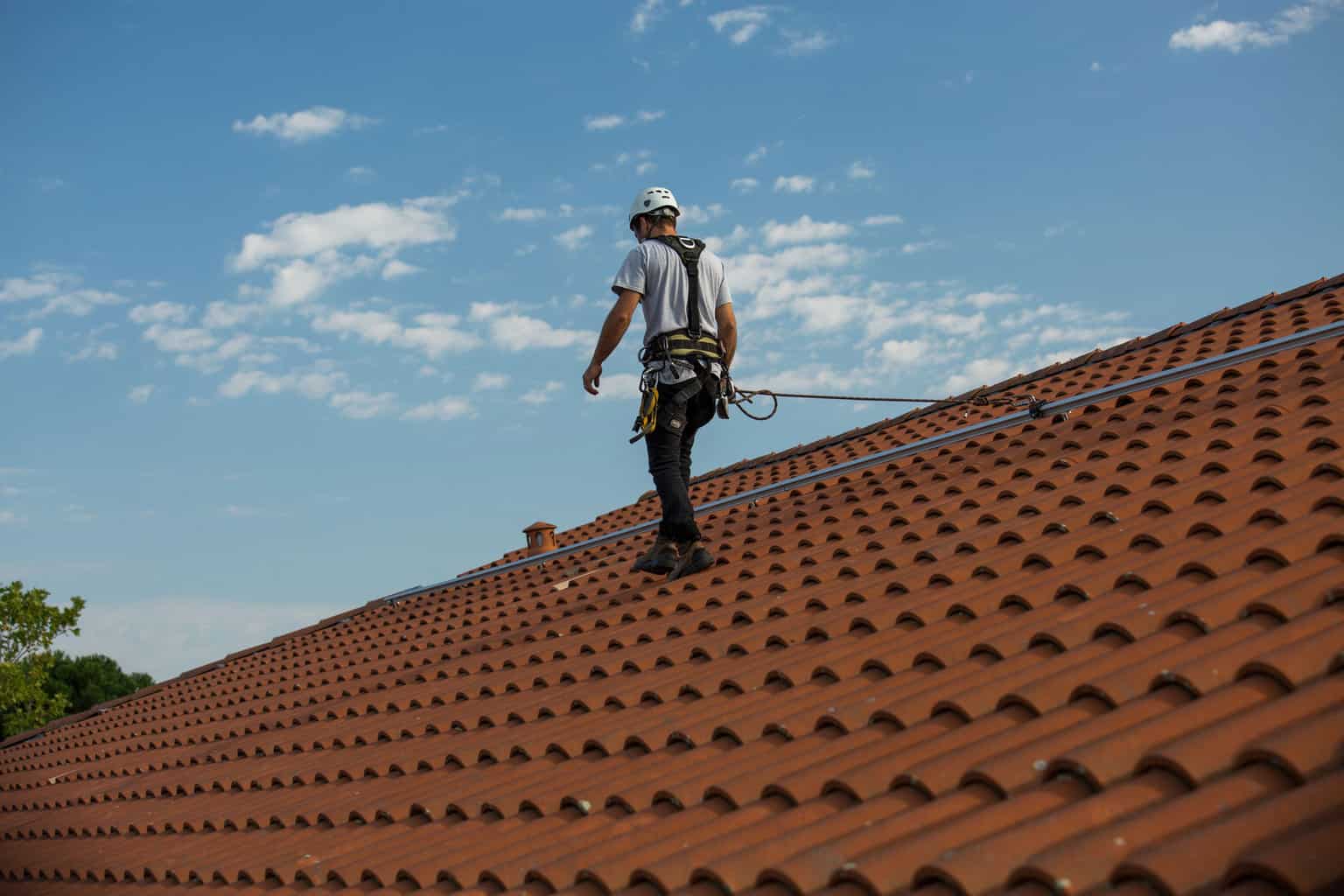 Roofing Safety Tips for Surrey Homeowners - Dreams wire