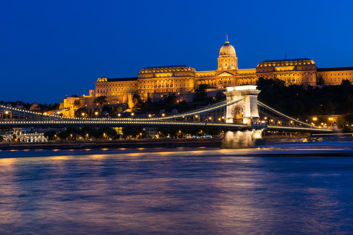 Budapest's World Heritage Sites and Extraordinary Buildings: A Journey ...